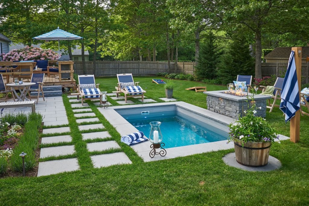 Stay Cool In Pittsburgh, PA With One of Our Incredible Plunge Pools
