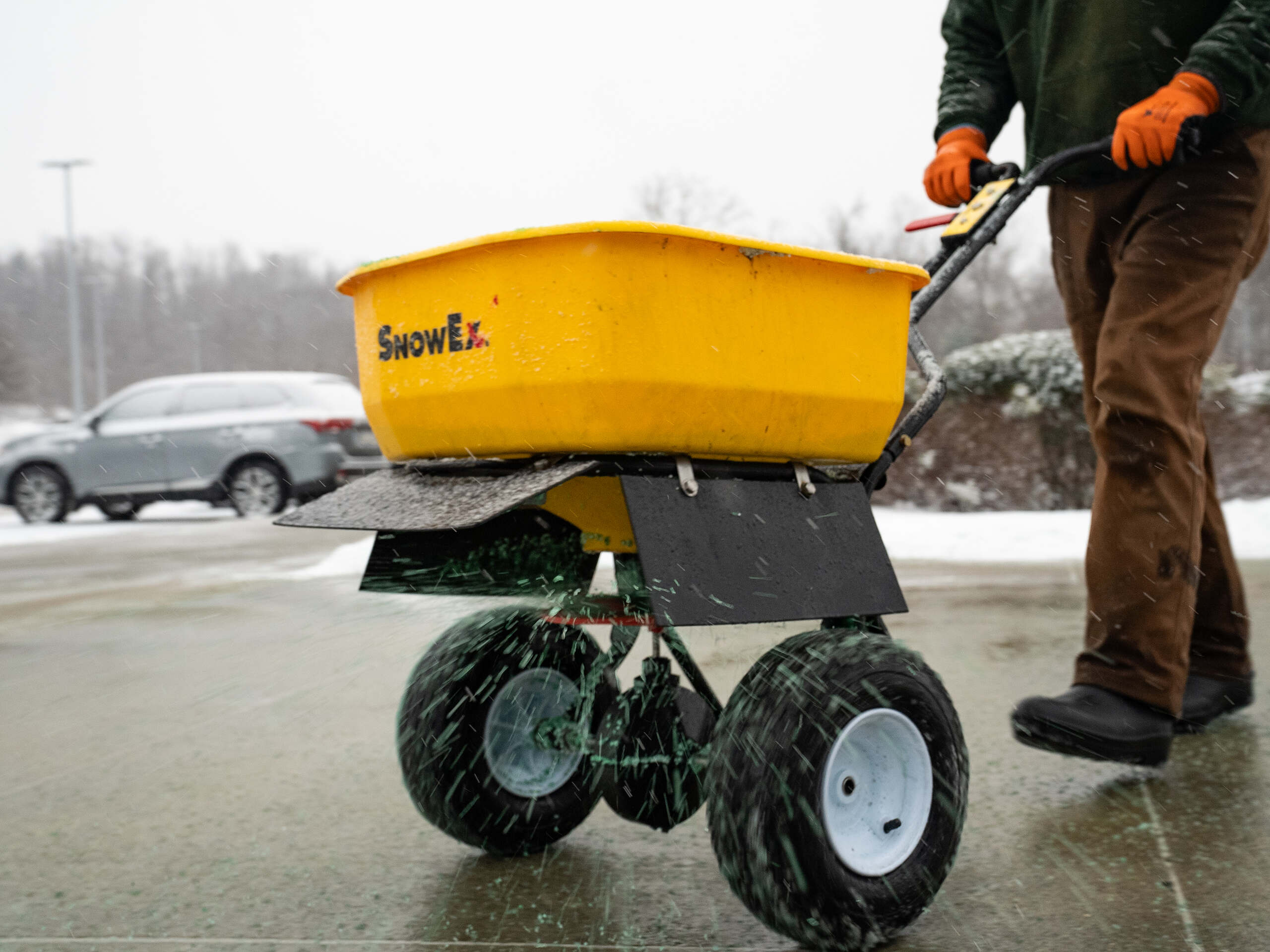 Professional De-Icing & Snow Removal Services for Pittsburgh, PA